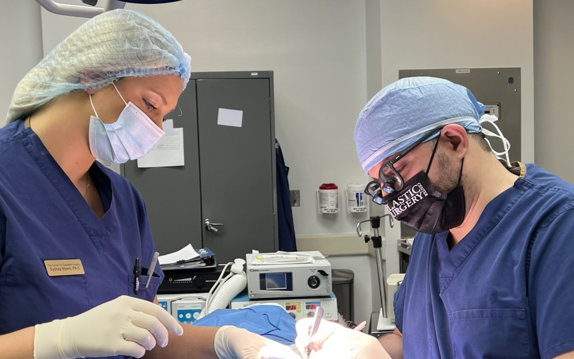 Meet Our Expert Plastic & Reconstructive Surgeons at The Institute